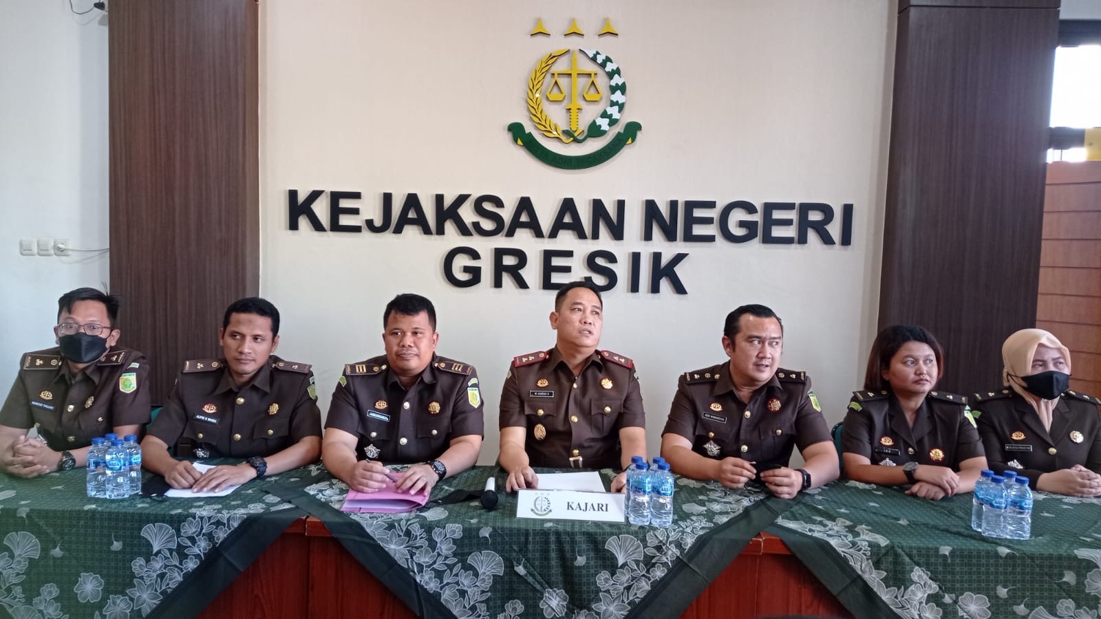Kejari Gresik Pamer Capaian, Pertengahan Tahun Sudah Tangani Ratusan ... Kejari Gresik Pamer Capaian, Pertengahan Tahun Sudah Tangani Ratusan ...